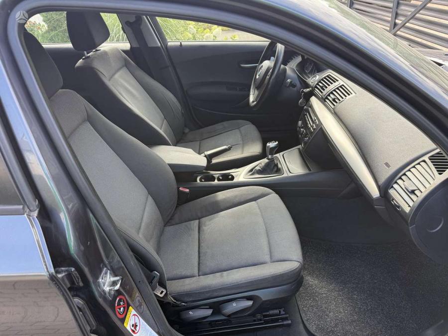 Pelēks BMW 118 2006 Ukmergė, ar dzinēja tilpumu 2.00 L un nobraukumu 295 tūkst. km par 2200 €, foto 14 vietnē AUTOMOTO.COM.LV