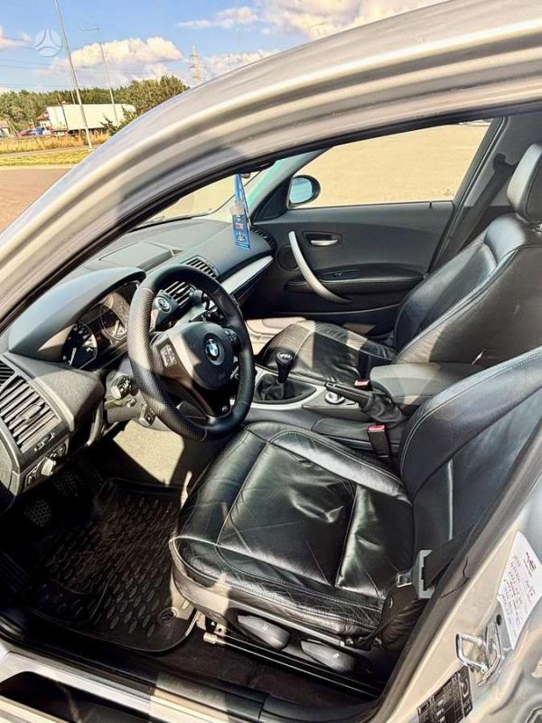 Pelēks BMW 118 2006 Kauņa, ar dzinēja tilpumu 2.00 L un nobraukumu 430 tūkst. km par 2500 €, foto 8 vietnē AUTOMOTO.COM.LV