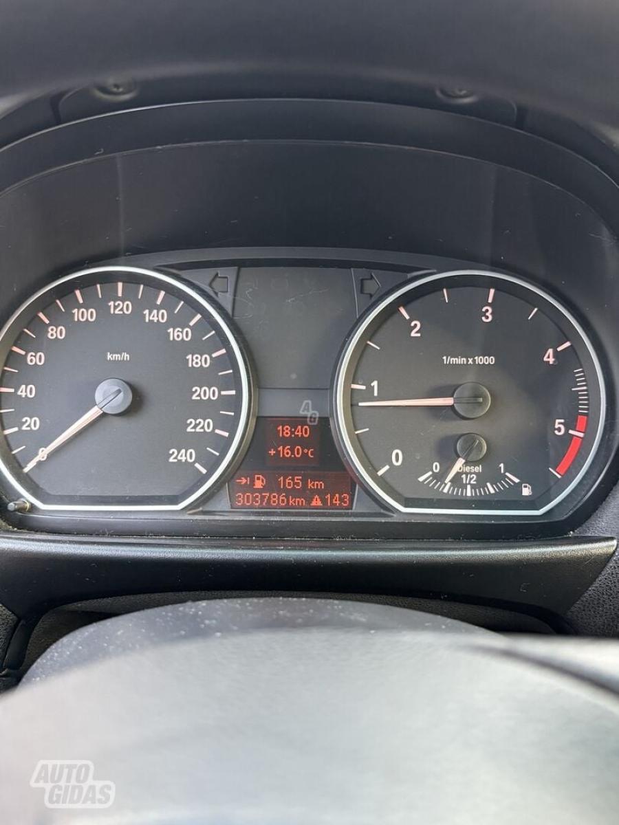 Pelēks BMW 118 2006 Širvintos, ar dzinēja tilpumu 2.00 L un nobraukumu 304 tūkst. km par 1400 €, foto 9 vietnē AUTOMOTO.COM.LV