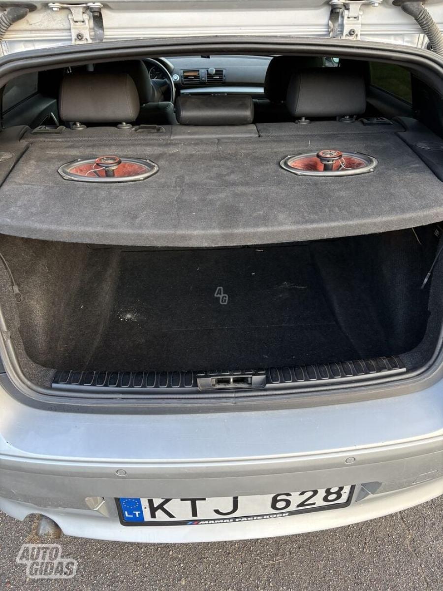 Pelēks BMW 118 2006 Širvintos, ar dzinēja tilpumu 2.00 L un nobraukumu 304 tūkst. km par 1400 €, foto 13 vietnē AUTOMOTO.COM.LV