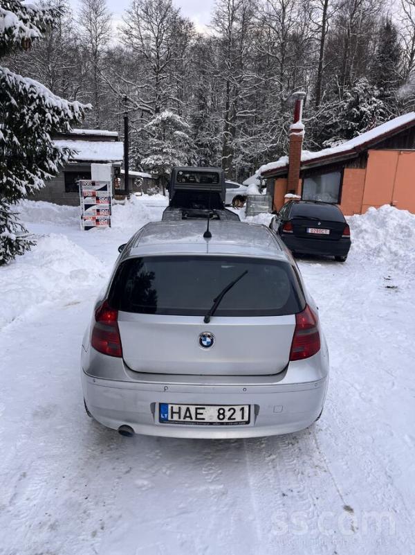 Pelēks BMW 118 2007 Liepāja, ar dzinēja tilpumu 1.80 L un nobraukumu 293 tūkst. km par 2000 €, foto 5 vietnē AUTOMOTO.COM.LV