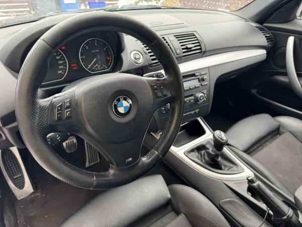 Pelēks BMW 118 2007 Marijampole, ar dzinēja tilpumu 2.00 L un nobraukumu 280 tūkst. km par 4200 €, foto 10 vietnē AUTOMOTO.COM.LV