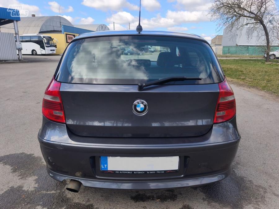Pelēks BMW 118 2007 Marijampole, ar dzinēja tilpumu 2.00 L un nobraukumu 263 tūkst. km par 2399 €, foto 5 vietnē AUTOMOTO.COM.LV