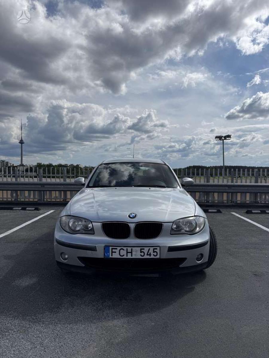 Pelēks BMW 118 2007 Viļņa, ar dzinēja tilpumu 2.00 L un nobraukumu 178 tūkst. km par 2670 €, foto 1 vietnē AUTOMOTO.COM.LV