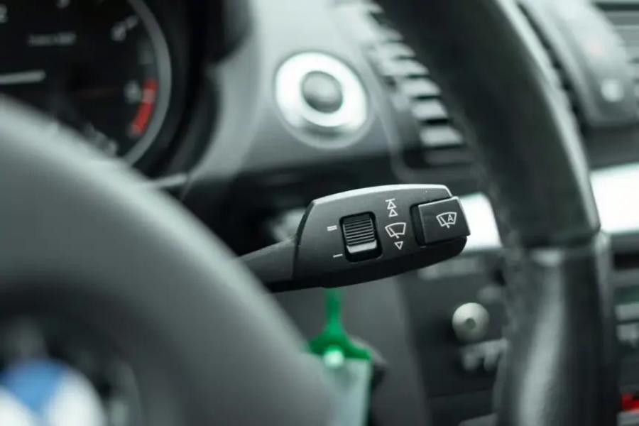 Pelēks BMW 118 2007 Liepāja, ar dzinēja tilpumu 2.00 L un nobraukumu 171 tūkst. km par 5850 €, foto 17 vietnē AUTOMOTO.COM.LV