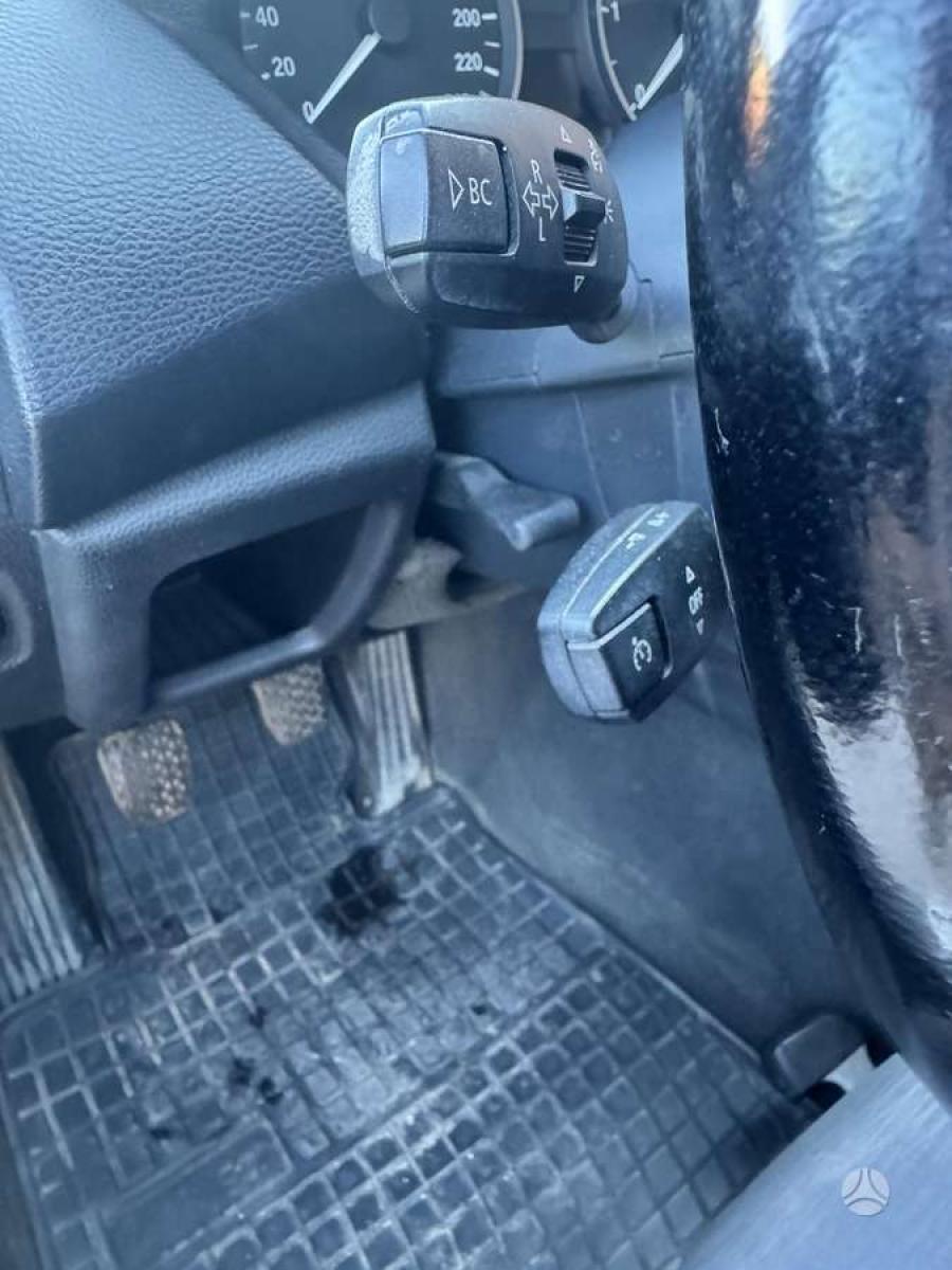 Pelēks BMW 118 2007 Kauņa, ar dzinēja tilpumu 0.00 L un nobraukumu 354 tūkst. km par 2700 €, foto 11 vietnē AUTOMOTO.COM.LV