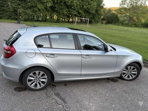 Grey BMW 118 2007 in Kaunas, with an engine capacity of 2.00 L and mileage of 246 thousand km for 2700 €, photo 5 on AUTOMOTO.COM.LV