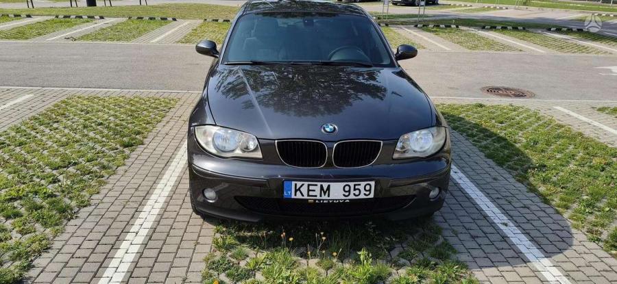 Pelēks BMW 118 2007 Vilkaviškis, ar dzinēja tilpumu 2.00 L un nobraukumu 192 tūkst. km par 4100 €, foto 4 vietnē AUTOMOTO.COM.LV