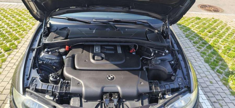 Pelēks BMW 118 2007 Vilkaviškis, ar dzinēja tilpumu 2.00 L un nobraukumu 192 tūkst. km par 4100 €, foto 15 vietnē AUTOMOTO.COM.LV