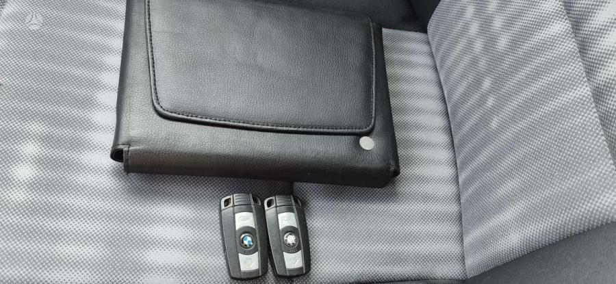 Pelēks BMW 118 2007 Vilkaviškis, ar dzinēja tilpumu 2.00 L un nobraukumu 192 tūkst. km par 4100 €, foto 18 vietnē AUTOMOTO.COM.LV
