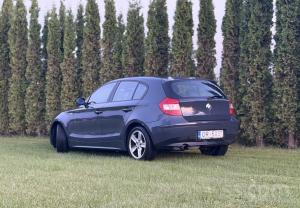 Grey BMW 118 2007 in Riga, with an engine capacity of 2.00 L and mileage of 232 thousand km for 2985 €, photo 3 on AUTOMOTO.COM.LV