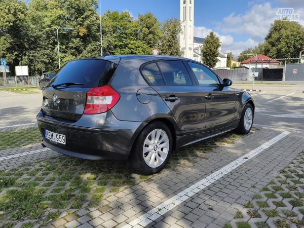 БМВ 118 2007 в Вилкавишкис на AUTOMOTO.COM.LV Серый БМВ 118 2007 в Вилкавишкис, объемом двигателя 2.00 л и пробегом 192 тыс. км за 3600 €, фото 8 на AUTOMOTO.COM.LV