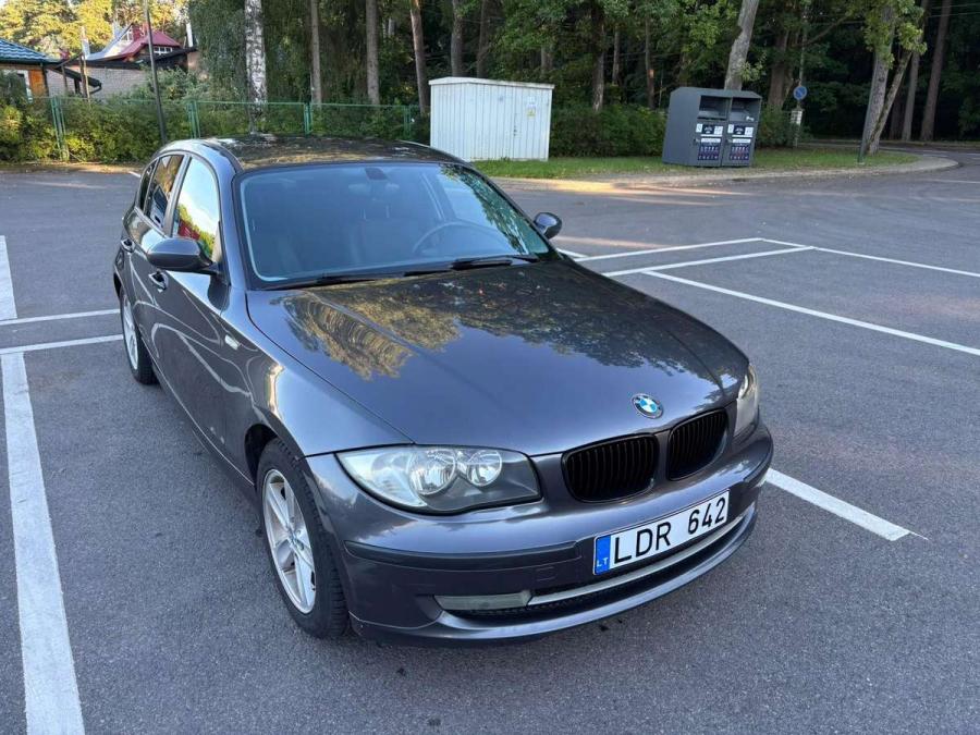 Серый БМВ 118 2007 в Каунас, объемом двигателя 2.00 л и пробегом 281 тыс. км за 2890 €, фото 4 на AUTOMOTO.COM.LV