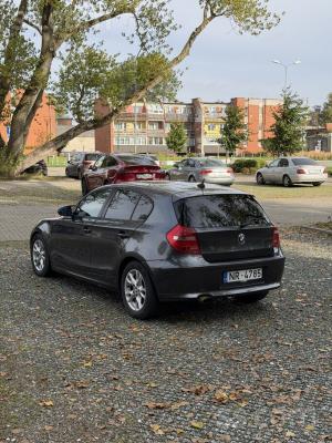 Pelēks BMW 118 2007 Liepāja, ar dzinēja tilpumu 2.00 L un nobraukumu 295 tūkst. km par 2650 €, foto 5 vietnē AUTOMOTO.COM.LV