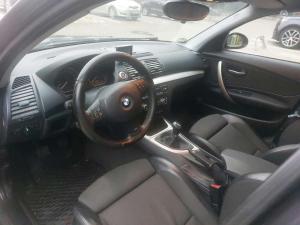Grey BMW 118 2008 in Vilnius, with an engine capacity of 2.00 L and mileage of 333 thousand km for 2990 €, photo 6 on AUTOMOTO.COM.LV