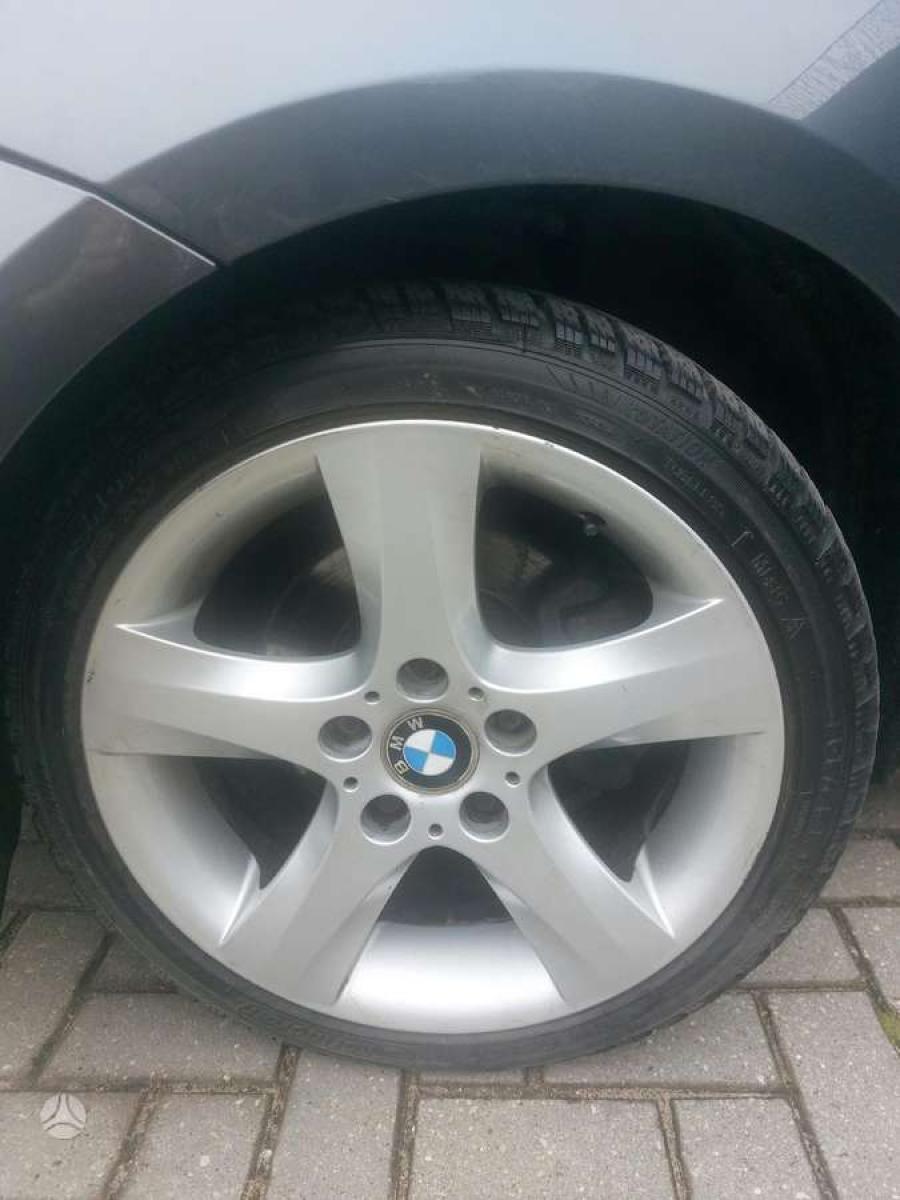 Grey BMW 118 2008 in Vilnius, with an engine capacity of 2.00 L and mileage of 333 thousand km for 2990 €, photo 7 on AUTOMOTO.COM.LV