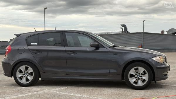 Grey BMW 118 2008 in Vilnius, with an engine capacity of 2.00 L and mileage of 440 thousand km for 2500 €, photo 4 on AUTOMOTO.COM.LV
