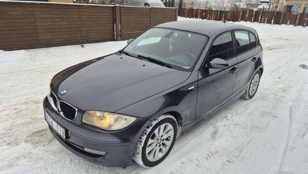 Pelēks BMW 118 2008 Kauņa, ar dzinēja tilpumu 2.00 L un nobraukumu 257 tūkst. km par 2000 €, foto 5 vietnē AUTOMOTO.COM.LV