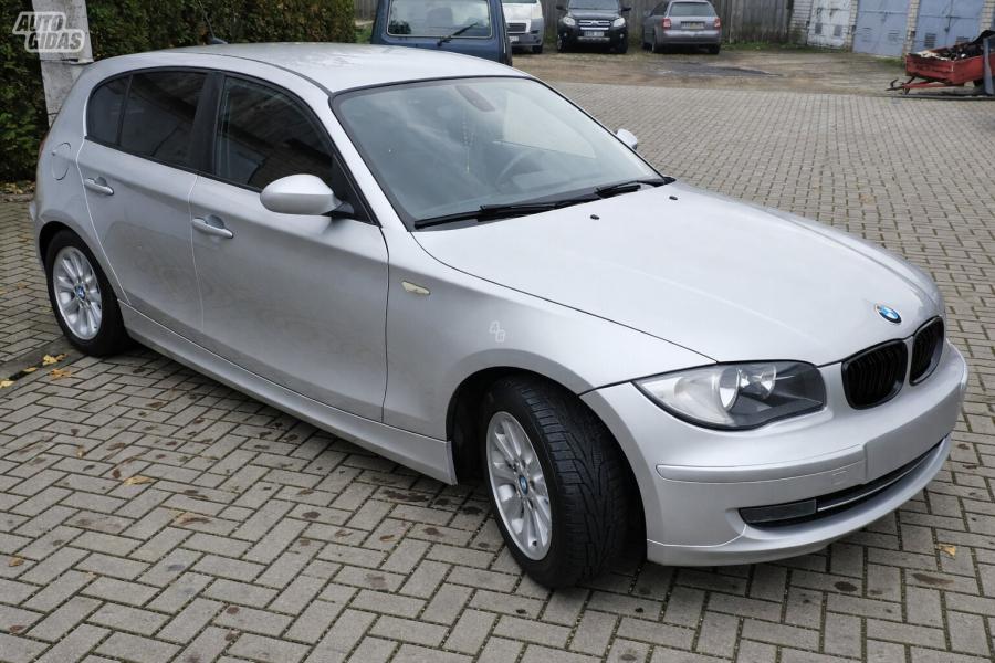 Grey BMW 118 2008 in Vilnius, with an engine capacity of 2.00 L and mileage of 249 thousand km for 3300 €, photo 6 on AUTOMOTO.COM.LV