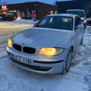 Grey BMW 118 2008 in Kaunas, with an engine capacity of 2.00 L and mileage of 252 thousand km for 3000 €, photo 10 on AUTOMOTO.COM.LV
