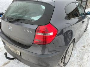Grey BMW 118 2008 in Liepaja, with an engine capacity of 2.00 L and mileage of 374 thousand km for 2500 €, photo 3 on AUTOMOTO.COM.LV