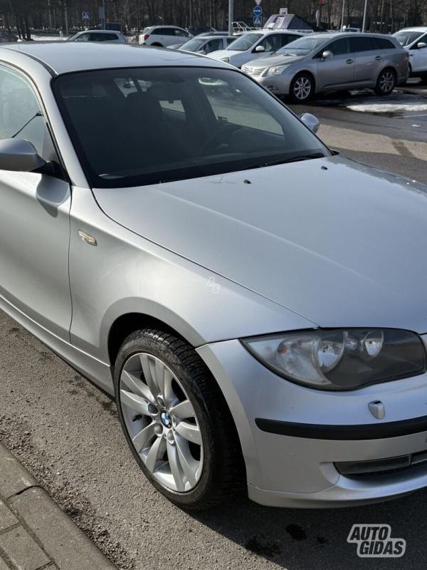 Pelēks BMW 118 2008 Klaipėda, ar dzinēja tilpumu 2.00 L un nobraukumu 288 tūkst. km par 3950 €, foto 2 vietnē AUTOMOTO.COM.LV