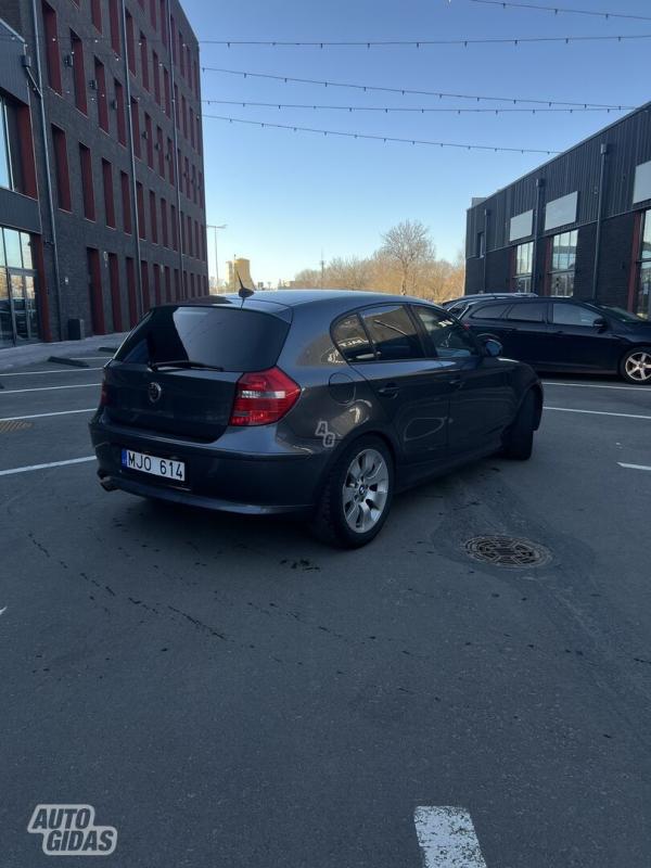 Grey BMW 118 2008 in Klaipeda, with an engine capacity of 2.00 L and mileage of 244 thousand km for 2950 €, photo 3 on AUTOMOTO.COM.LV