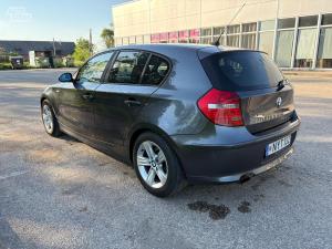 Grey BMW 118 2008 in Marijampole, with an engine capacity of 2.00 L and mileage of 273 thousand km for 3350 €, photo 6 on AUTOMOTO.COM.LV