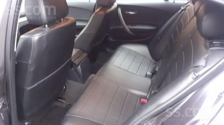 Pelēks BMW 118 2008 Rīga, ar dzinēja tilpumu 2.00 L un nobraukumu 286 tūkst. km par 2550 €, foto 8 vietnē AUTOMOTO.COM.LV