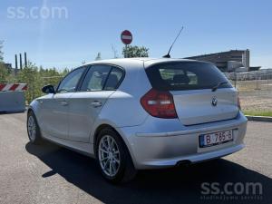 Grey BMW 118 2008 in Liepaja, with an engine capacity of 2.00 L and mileage of 283 thousand km for 3800 €, photo 5 on AUTOMOTO.COM.LV