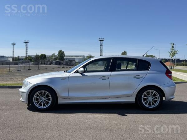 Grey BMW 118 2008 in Liepaja, with an engine capacity of 2.00 L and mileage of 283 thousand km for 3800 €, photo 6 on AUTOMOTO.COM.LV