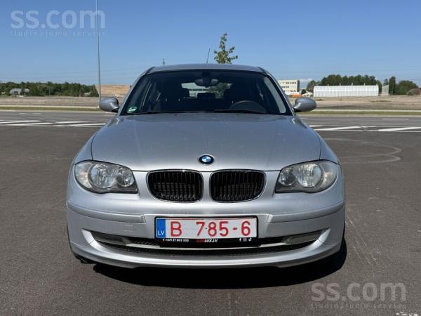 Grey BMW 118 2008 in Liepaja, with an engine capacity of 2.00 L and mileage of 283 thousand km for 3800 €, photo 7 on AUTOMOTO.COM.LV