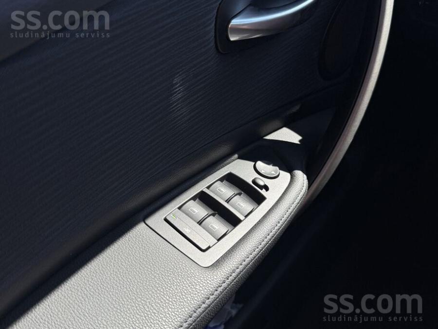 Grey BMW 118 2008 in Liepaja, with an engine capacity of 2.00 L and mileage of 283 thousand km for 3800 €, photo 20 on AUTOMOTO.COM.LV