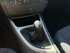 Grey BMW 118 2008 in Liepaja, with an engine capacity of 2.00 L and mileage of 283 thousand km for 3800 €, photo 23 on AUTOMOTO.COM.LV