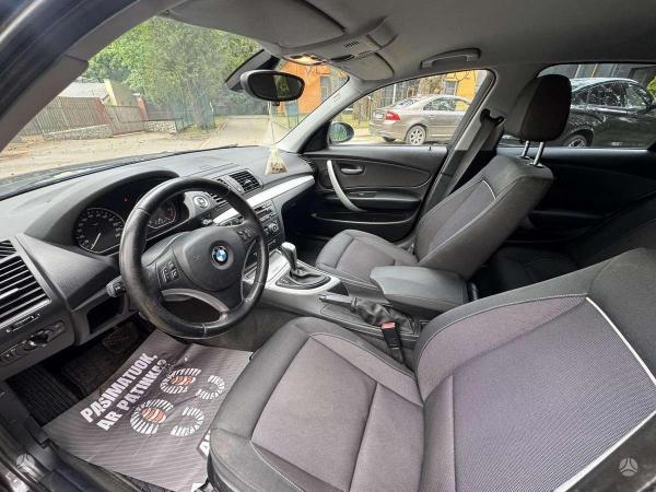 Pelēks BMW 118 2008 Kauņa, ar dzinēja tilpumu 2.00 L un nobraukumu 230 tūkst. km par 3900 €, foto 5 vietnē AUTOMOTO.COM.LV
