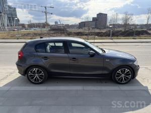 Pelēks BMW 118 2008 Rīga, ar dzinēja tilpumu 2.00 L un nobraukumu 219 tūkst. km par 1500 €, foto 5 vietnē AUTOMOTO.COM.LV