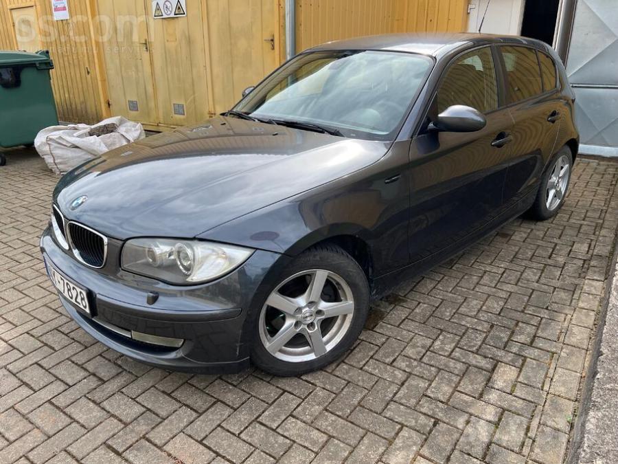 Grey BMW 118 2008 in Cesis, with an engine capacity of 2.00 L and mileage of 268 thousand km for 4290 €, photo 3 on AUTOMOTO.COM.LV
