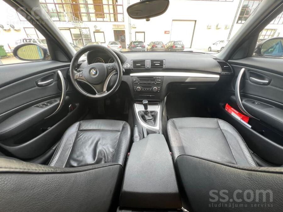 Grey BMW 118 2008 in Cesis, with an engine capacity of 2.00 L and mileage of 268 thousand km for 4290 €, photo 6 on AUTOMOTO.COM.LV