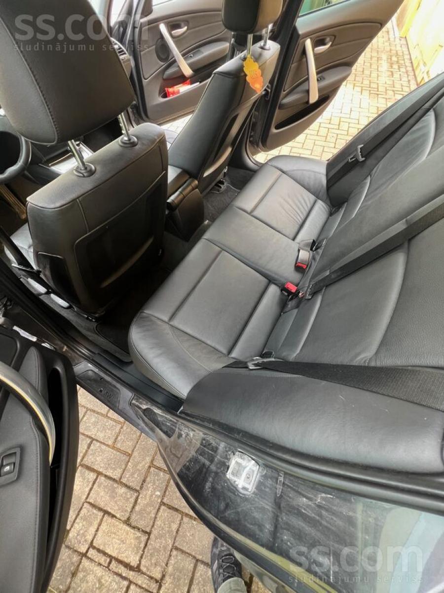 Grey BMW 118 2008 in Cesis, with an engine capacity of 2.00 L and mileage of 268 thousand km for 4290 €, photo 8 on AUTOMOTO.COM.LV