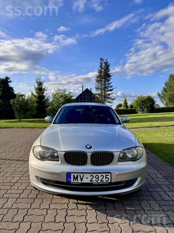 Grey BMW 118 2008 in Riga, with an engine capacity of 2.00 L and mileage of 410 thousand km for 3000 €, photo 5 on AUTOMOTO.COM.LV