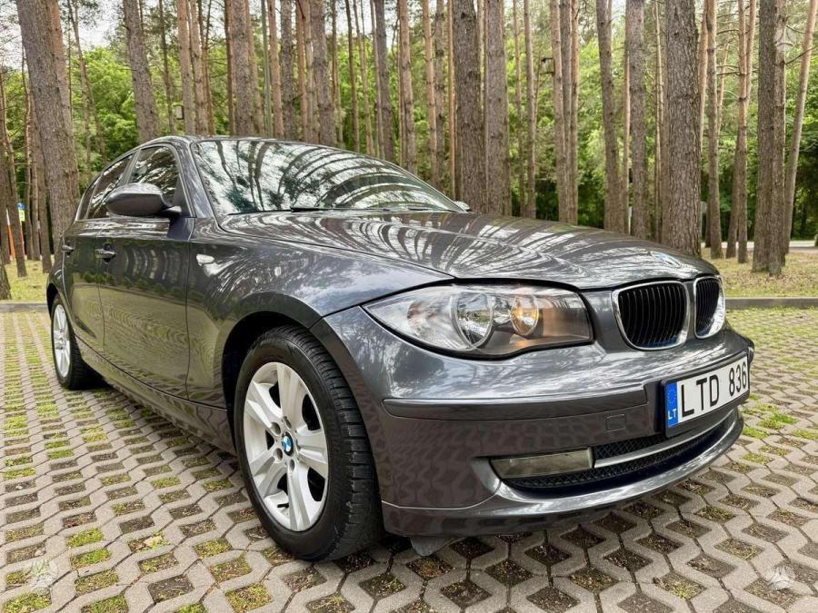 Pelēks BMW 118 2008 Kauņa, ar dzinēja tilpumu 2.00 L un nobraukumu 230 tūkst. km par 3999 €, foto 18 vietnē AUTOMOTO.COM.LV