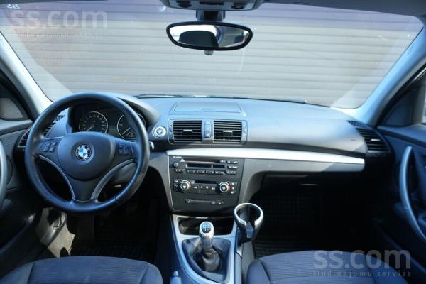 Pelēks BMW 118 2008 Rīga, ar dzinēja tilpumu 2.00 L un nobraukumu 277 tūkst. km par 3890 €, foto 9 vietnē AUTOMOTO.COM.LV