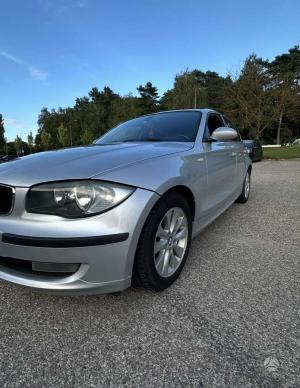 Grey BMW 118 2008 in Vilnius, with an engine capacity of 2.00 L and mileage of 260 thousand km for 2600 €, photo 4 on AUTOMOTO.COM.LV