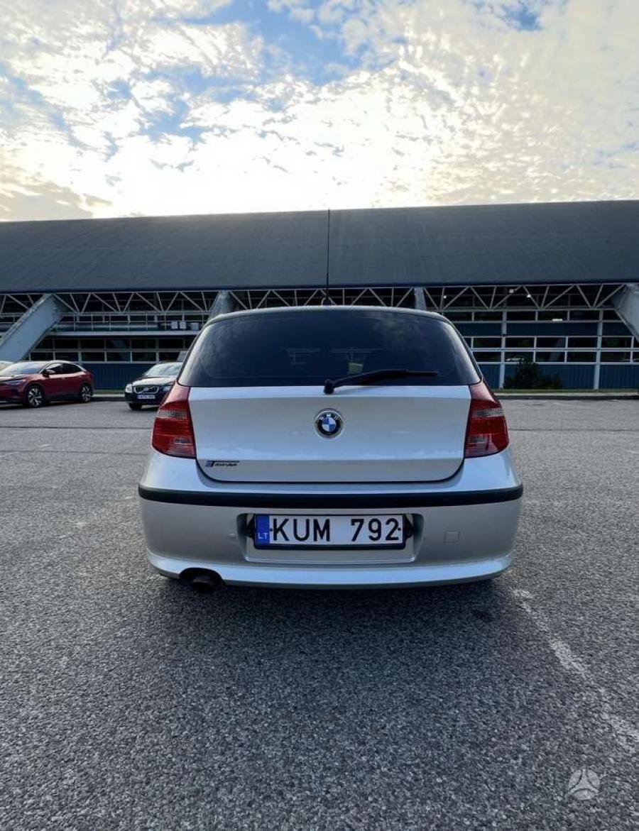 Grey BMW 118 2008 in Vilnius, with an engine capacity of 2.00 L and mileage of 260 thousand km for 2600 €, photo 6 on AUTOMOTO.COM.LV