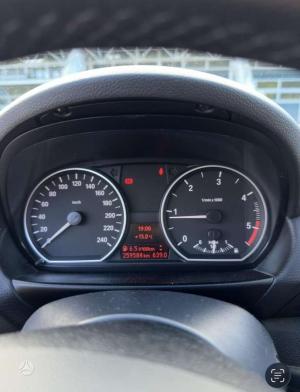 Grey BMW 118 2008 in Vilnius, with an engine capacity of 2.00 L and mileage of 260 thousand km for 2600 €, photo 14 on AUTOMOTO.COM.LV