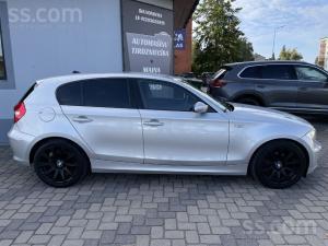 Grey BMW 118 2008 in Talsi, with an engine capacity of 2.00 L and mileage of 265 thousand km for 3200 €, photo 3 on AUTOMOTO.COM.LV