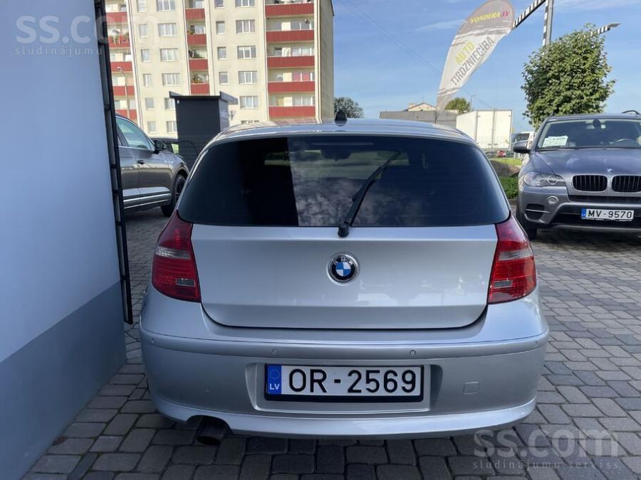 Grey BMW 118 2008 in Talsi, with an engine capacity of 2.00 L and mileage of 265 thousand km for 3200 €, photo 5 on AUTOMOTO.COM.LV