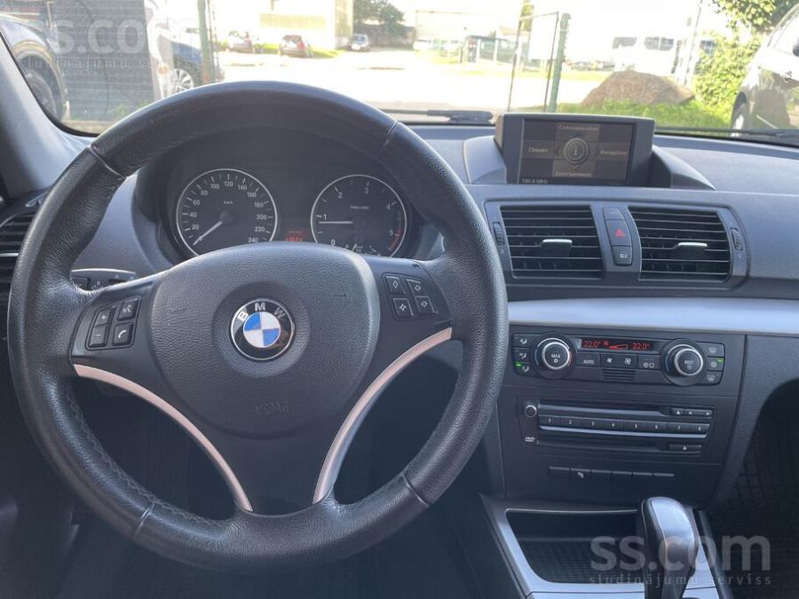 Grey BMW 118 2008 in Talsi, with an engine capacity of 2.00 L and mileage of 265 thousand km for 3200 €, photo 15 on AUTOMOTO.COM.LV