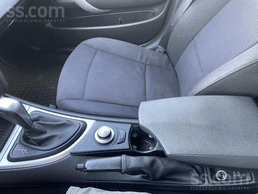 Grey BMW 118 2008 in Talsi, with an engine capacity of 2.00 L and mileage of 265 thousand km for 3200 €, photo 18 on AUTOMOTO.COM.LV