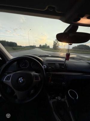 Pelēks BMW 118 2008 Radviliškis, ar dzinēja tilpumu 2.00 L un nobraukumu 359 tūkst. km par 2500 €, foto 4 vietnē AUTOMOTO.COM.LV